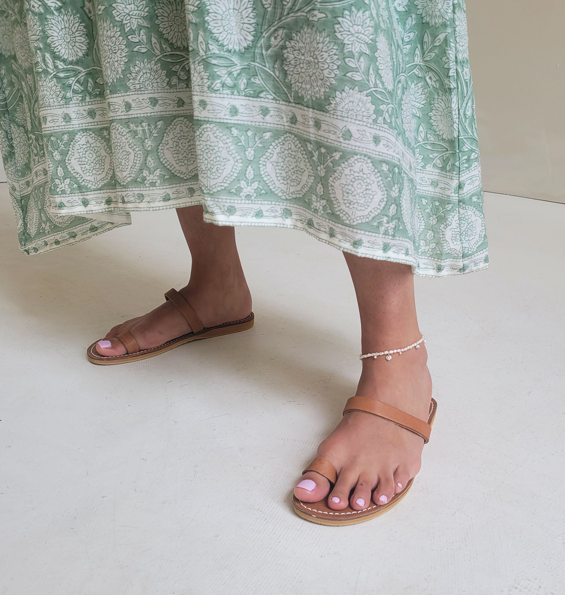 Portofino Pearl + Gold Anklet – Minda Living