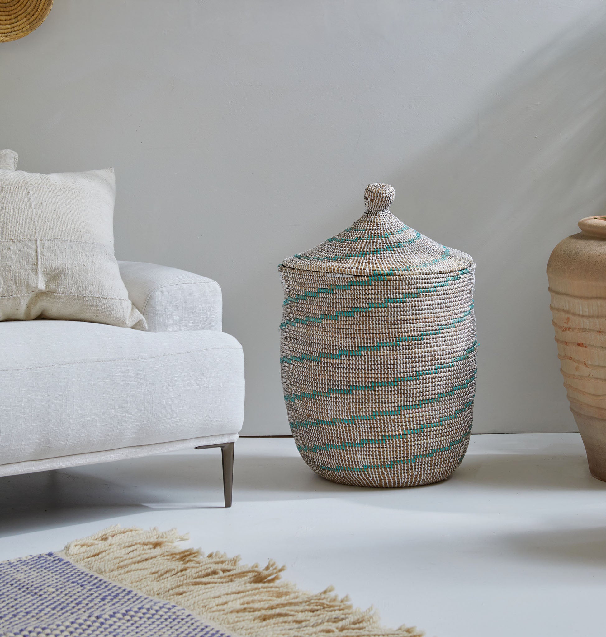Medium Blue & White Basket – Minda Living